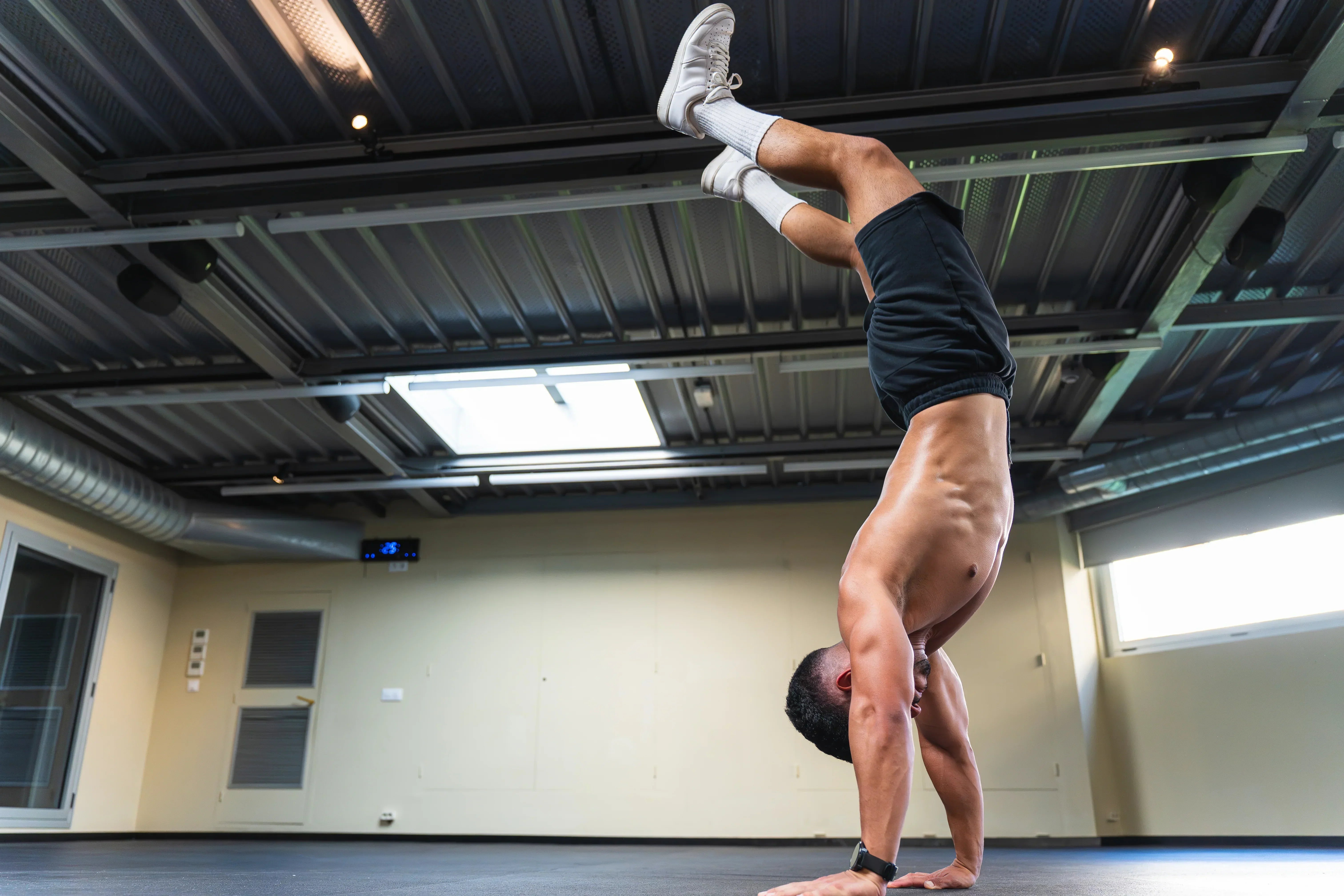 How to Prevent Injuries in Calisthenics – Jacked Nutrition